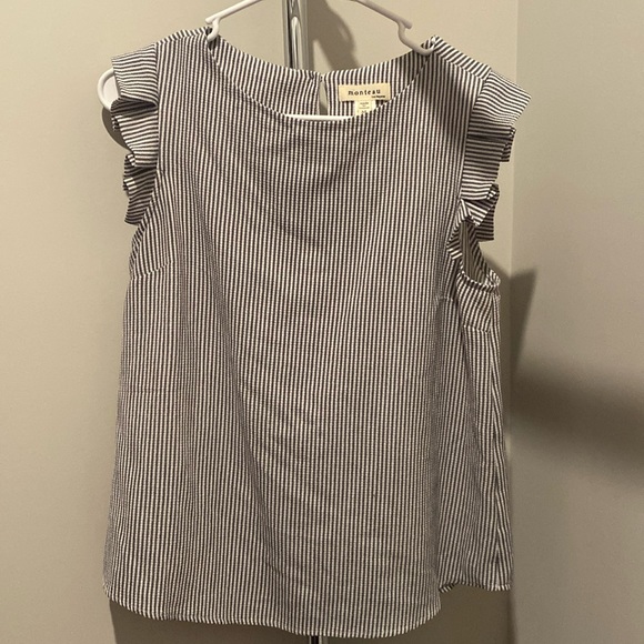 Monteau | Tops | Monteau Black And White Blouse | Poshmark